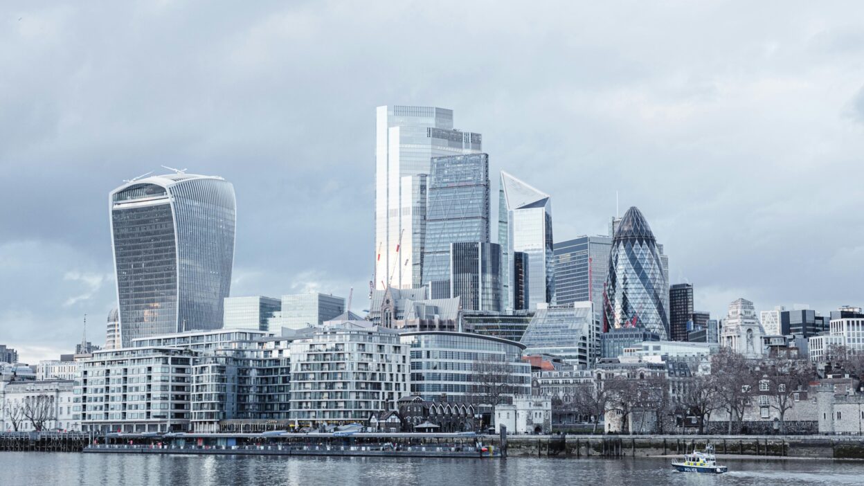 Golden Thread in UK Building Safety Act: Ensuring Safer Structures ...